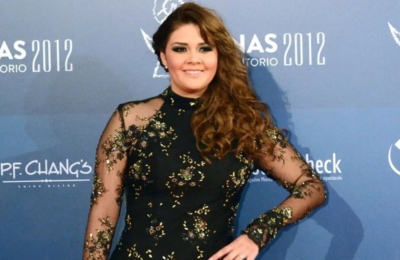 ¡Confirmado! Yuridia está embarazada | Ya! FM