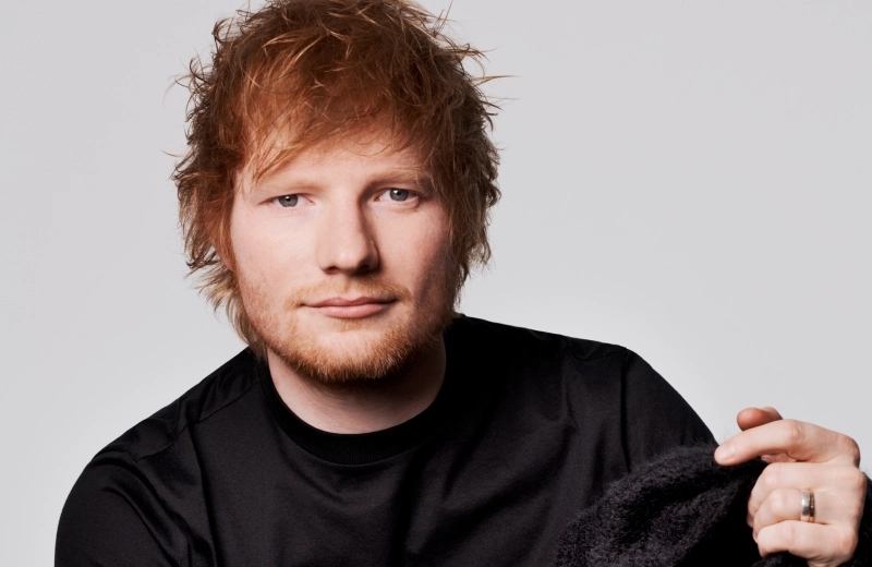 Ed Sheeran canta con artista urbano en estación del metro de Nueva York ...